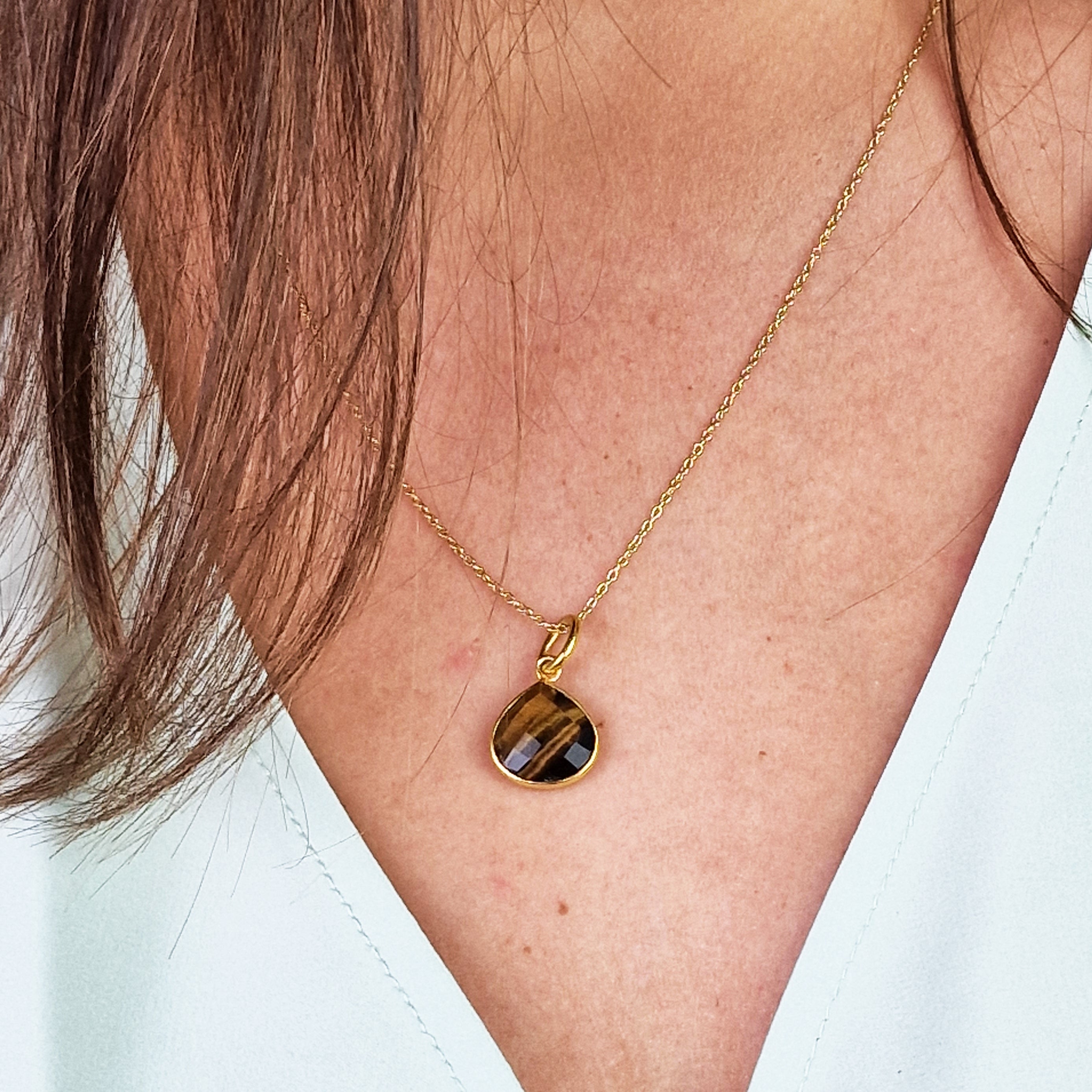 Protection crystal necklace store
